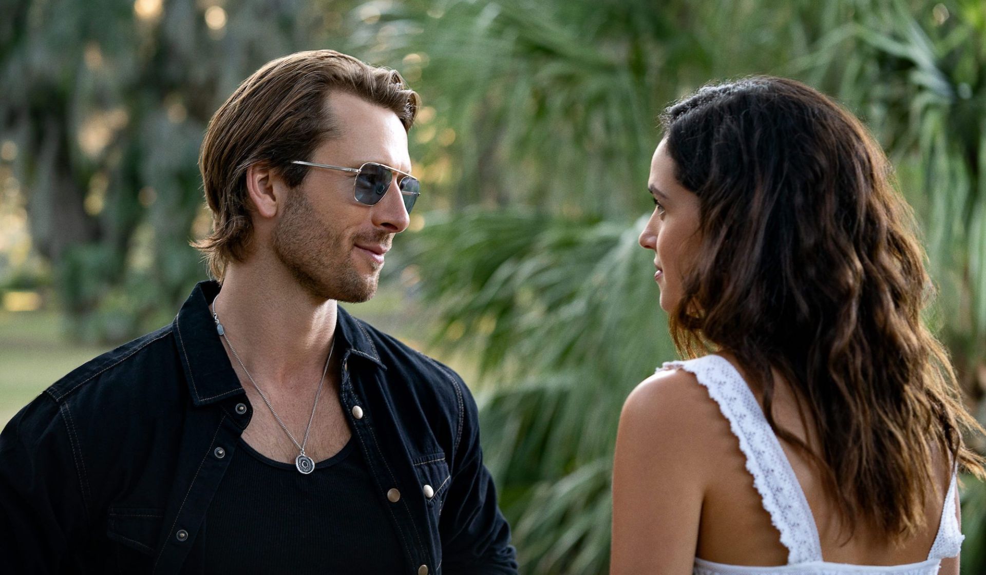 8 Rom-Coms On Netflix That Are Actually Good - The Handbook