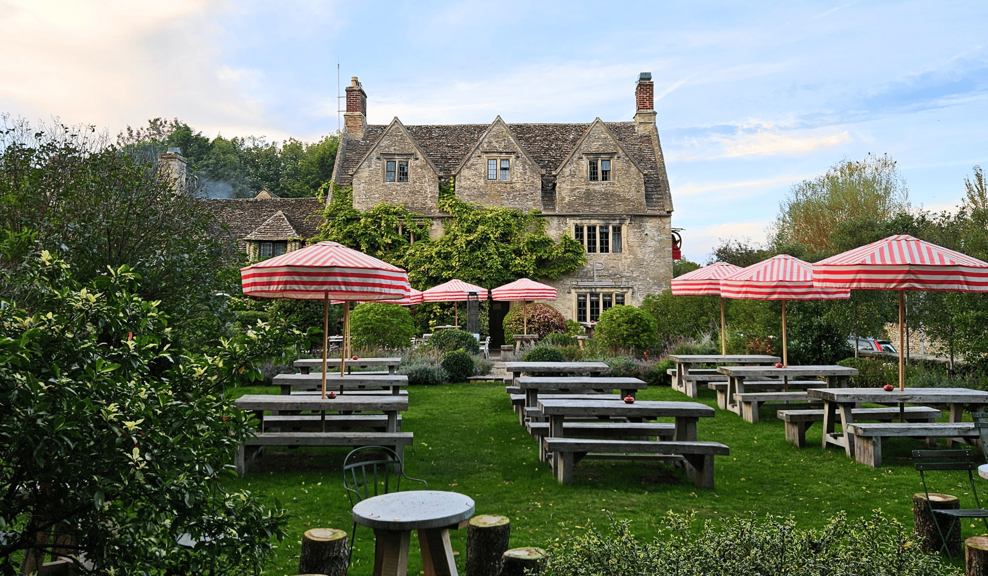 Inside The Instagram-Famous Cotswolds Hotel, The Double Red Duke