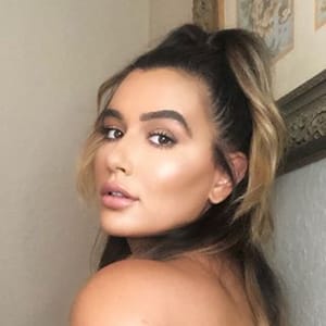 Nicole Rizzuto Agent Details | Nicole Rizzuto Management