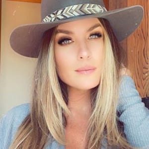 Brandi Snyder Agent Details | Brandi Snyder Management