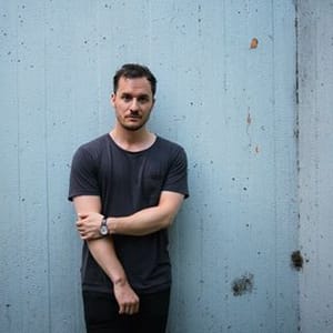 Contact Matt Charlton - Agent, Manager and Publicist Details