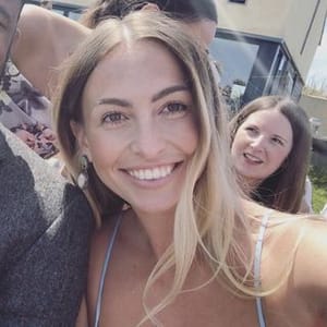 Jessica Lawes Influencer Profile - Work With Influencer Jessica Lawes