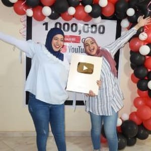 Contact lobna &Ahlam - Creator and Influencer