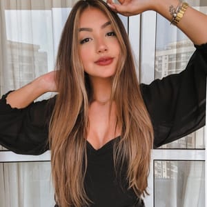 Contact Luiza Villeroy - Creator and Influencer