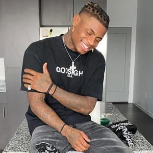 Contact Lilhuh - Creator and Influencer