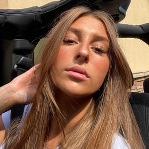 Contact Abbey Wilson - Creator and Influencer