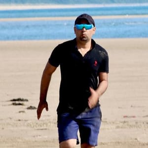 Contact Hamdan Khan - Agent, Manager and Publicist Details