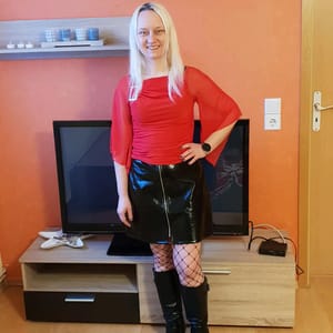 Contact Alexas18 - Creator and Influencer