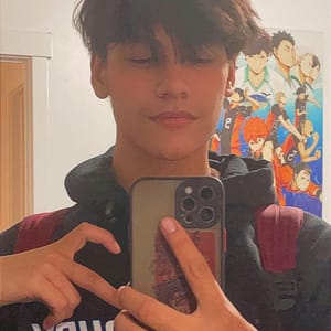 Contact zac - Creator and Influencer