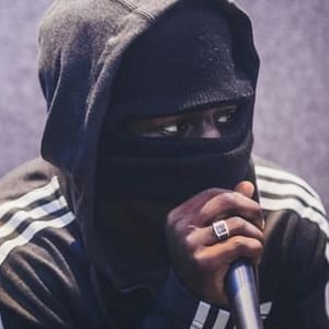 Contact 𝐍𝐨𝐨𝐤𝐳 - Creator and Influencer