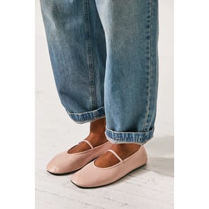 We've Found A High Street Version Of The Row's Iconic Flats - The Handbook