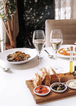 The Best Restaurants Near Bank Station