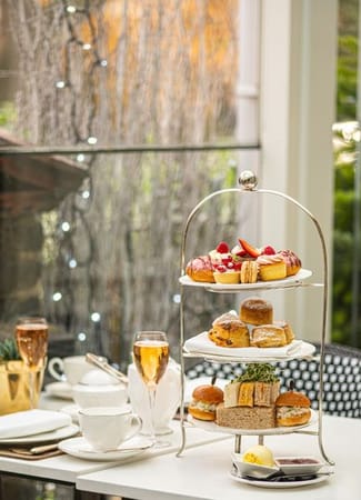 34 Coronation Menus Fit For A King