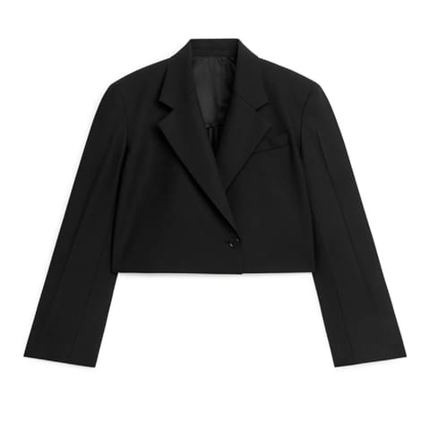 5 Ways to Wear a Cropped Blazer