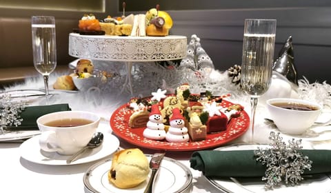 22 Places That Will Make You Feel Seriously Christmassy - The Handbook