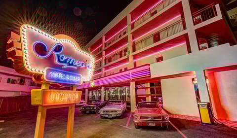 American Motels & Hotels: 9 American-Influenced Ones We Love