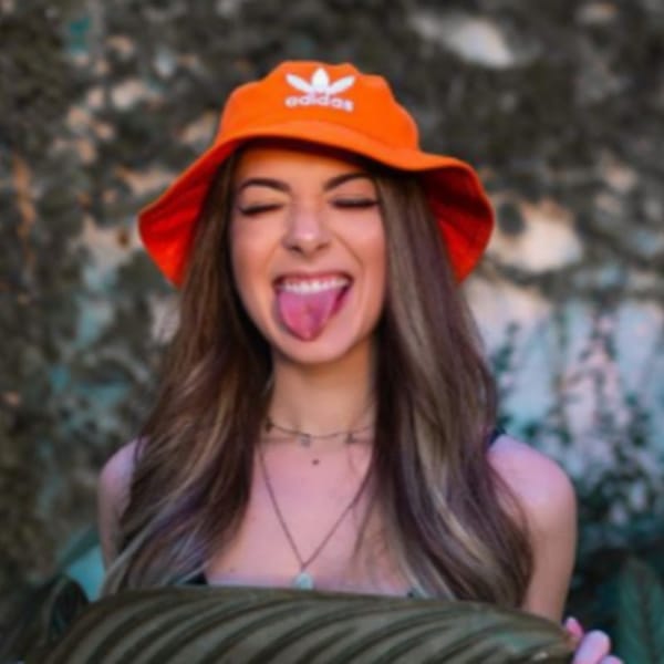 Contact Brendha Crizel - Creator and Influencer