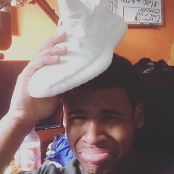 Contact JustFanum - Creator and Influencer