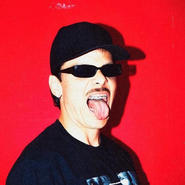 Contact Simpson Ahuevo - Creator and Influencer