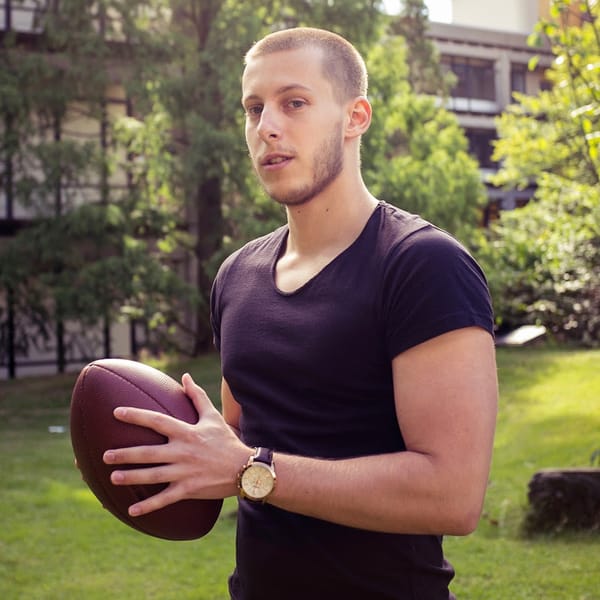 Contact Locofloki - Creator and Influencer