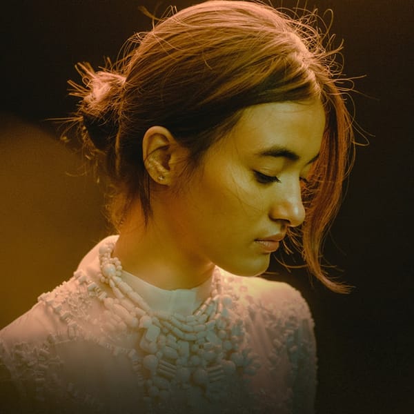 Contact Mawar de Jongh - Creator and Influencer