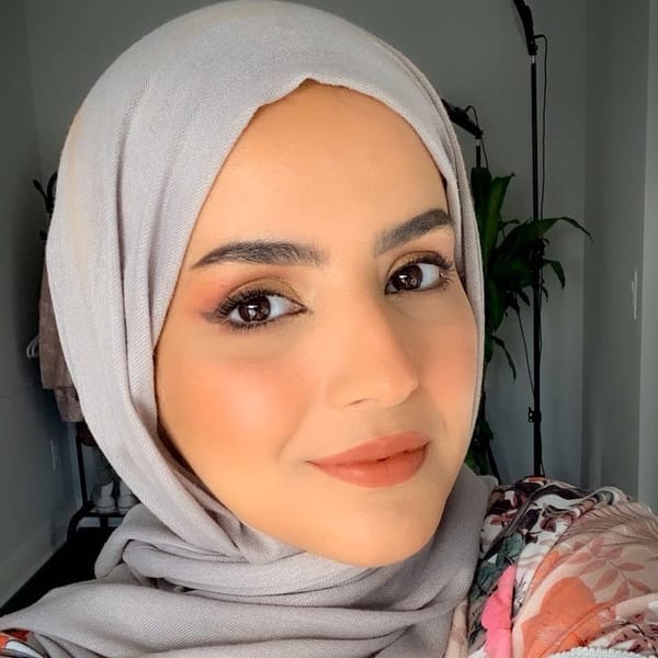 Contact خوله - Creator and Influencer