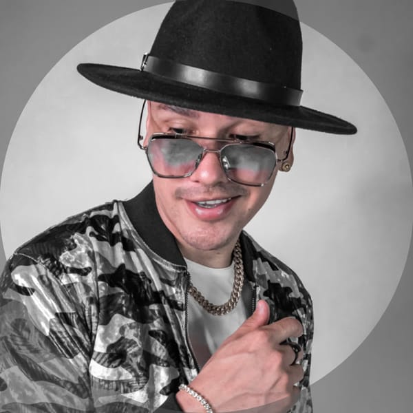 Contact FlexOficial - Creator and Influencer