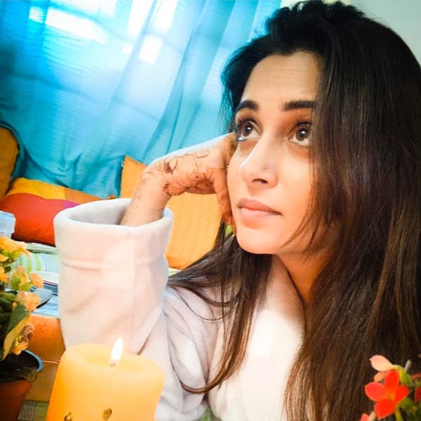 Contact Dipika Ki Duniya - Creator and Influencer