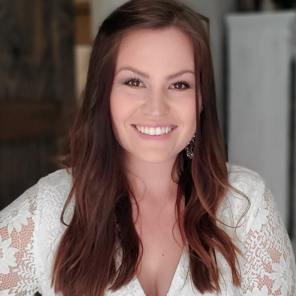 Contact Karrie Lynn - Creator and Influencer