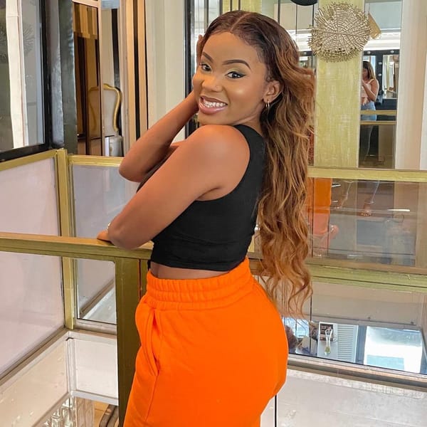 Contact MAEVA - Creator and Influencer