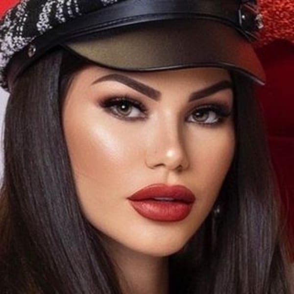 Carolina Delgado Influencer Profile - Work With Influencer Carolina Delgado