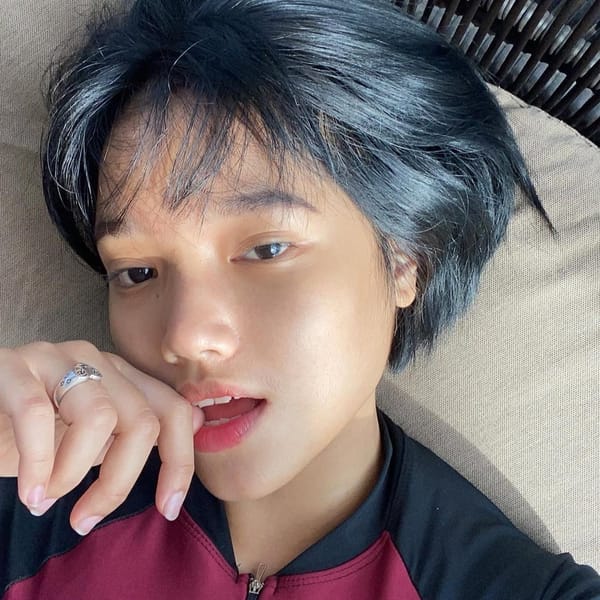 Contact fujiiian - Creator and Influencer