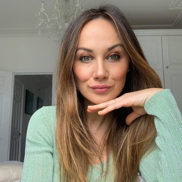 Contact Masha - Creator and Influencer