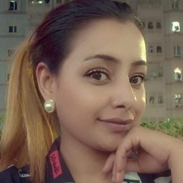 Contact Melina - Creator and Influencer