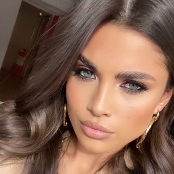 Yeva Smolenska Contact Info | Find Influencer Numbers, Address, Email in #1 Influencer Marketing ...