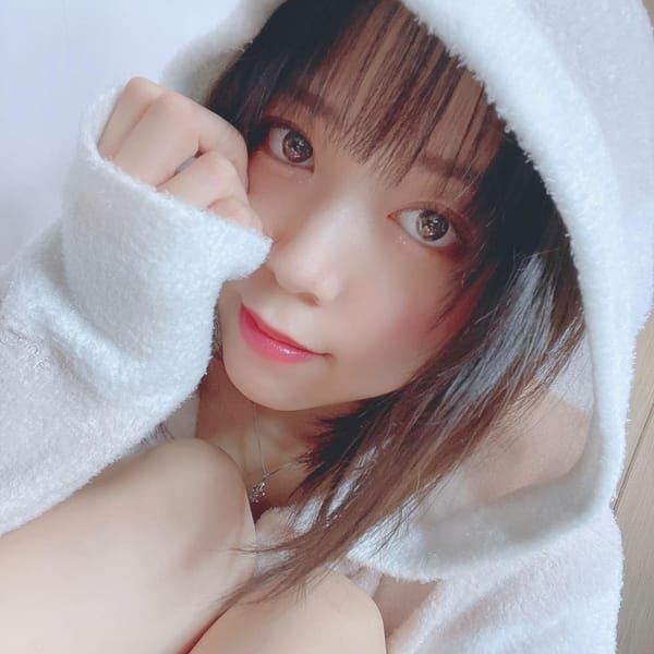 Contact arinyan_sekapin - Creator and Influencer