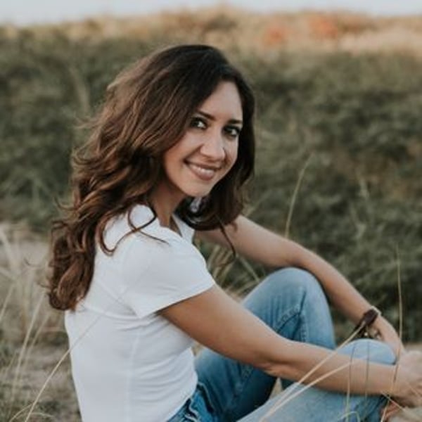 Silvia Falcomer Contact Info | Find Influencer Numbers, Address, Email in #1 Influencer ...