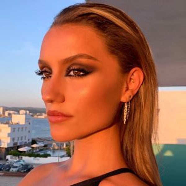 Chloe Bleinc Contact Info | Find Influencer Numbers, Address, Email in #1 Influencer Marketing ...