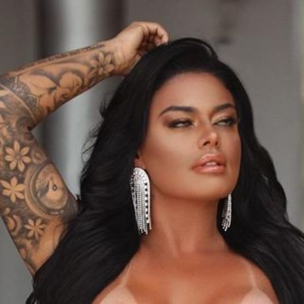 Leila Dantas Miss Bumbum Contact Info | Find Influencer Numbers, Address, Email in #1 Influencer ...