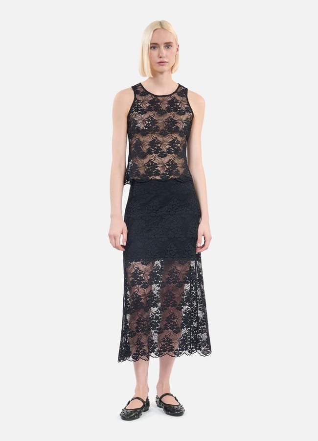 How To Style A Lace Skirt This Season