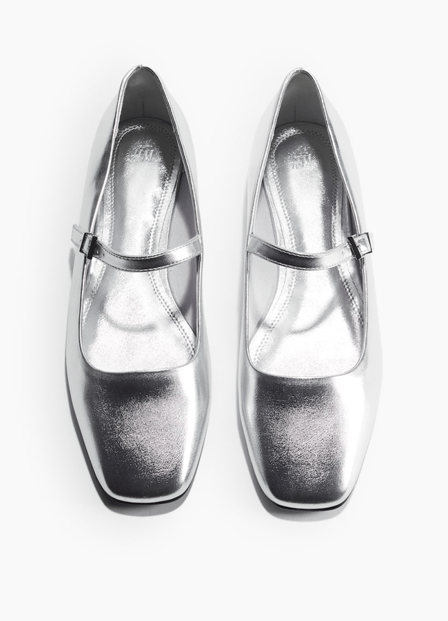 Best Silver Shoes For Women This Party Season, 2024