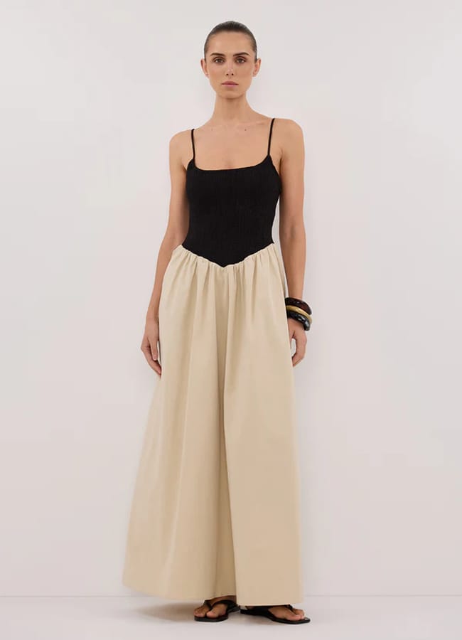 7 Minimalist Fashion Brands To Watch In 2025